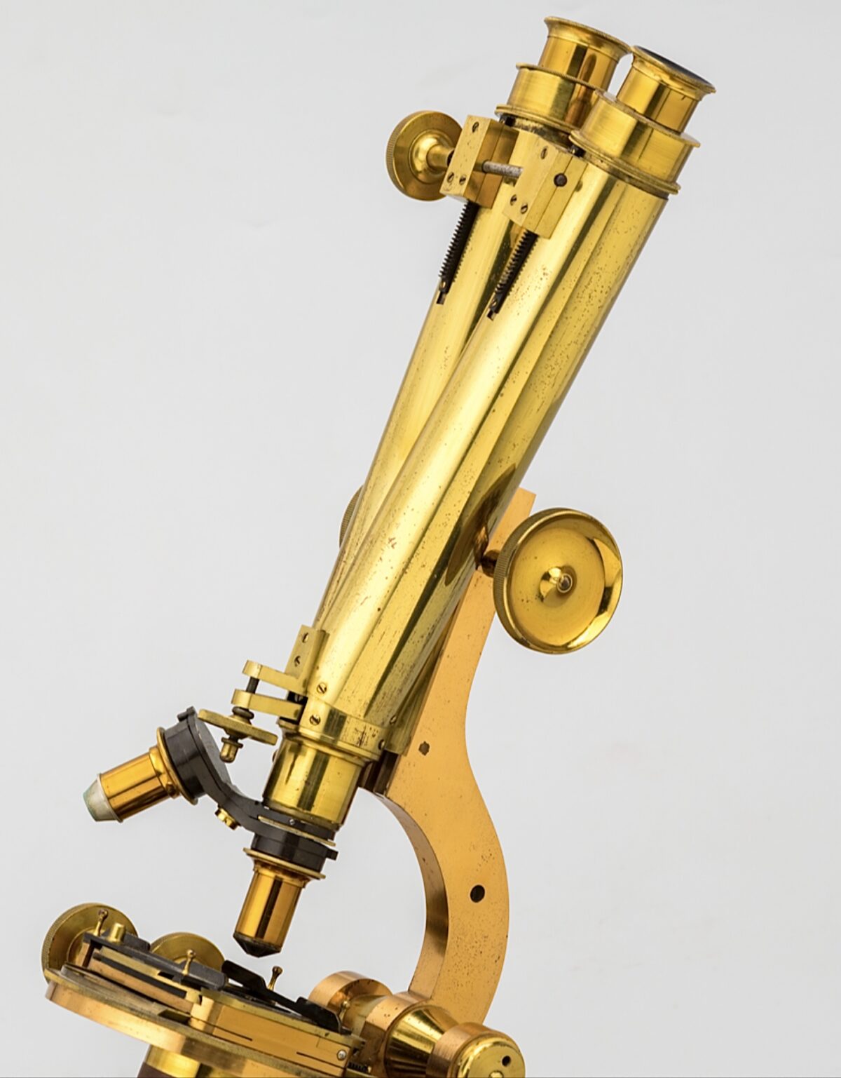 92. Microscopio Binocular “Crouch Premium”. Henry Crouch. Londres. 1870 ...